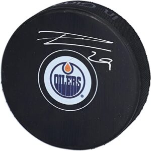 leon draisaitl edmonton oilers autographed hockey puck – autographed nhl pucks