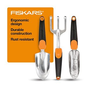 fiskars 384490-1002 garden scratch tool set with shovel, hand rake and spade for weed removal, digging, gardening, black/orange