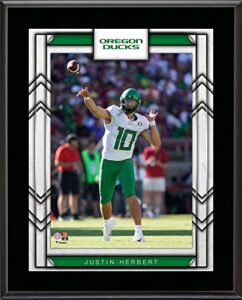 justin herbert oregon ducks 10.5″ x 13″ sublimated player plaque – college team plaques and collages