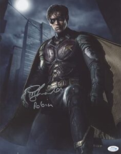 brenton thwaites”titans” autograph signed ‘robin’ 11×14 photo d acoa