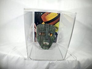 loki mask, the mask, jim carrey, cameron diaz, with clear easel and display case