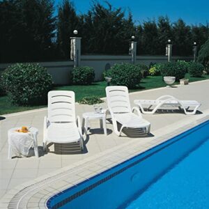 Compamia Sunrise Pool Chaise Lounge in White (Set of 4)