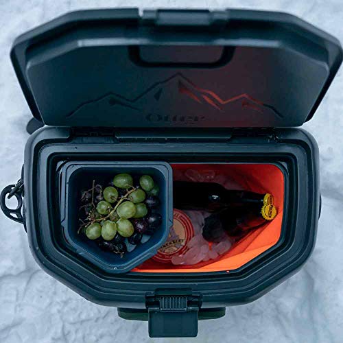 OtterBox Trooper Cooler 20 Quart - Alpine Ascent (Green/Black/Orange)