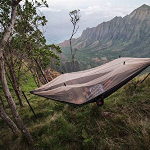 Grand Trunk Skeeter Beeter Pro Mosquito Hammock: Portable Bug Prevention Hammock with Carabiners and Hanging Kit - Perfect for Outdoor Adventures, Backpacking, and Camping Trips