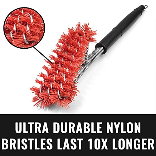 Grillaholics Essentials Nylon Grill Brush - Bristle Free Alternative - Nylon Cold Scrub Technology Cleans Between The Grates - Lifetime Manufacturer's Warranty