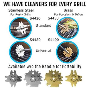 BBQ Grill Cleaner for Hot Grates - for Grill Experts - Brass No Bristle Grill Scraper with a 17" Long Handle, Safe for Porcelain and Teflon-Coated Grills - BBQ Stocking Stuffers for Cooks