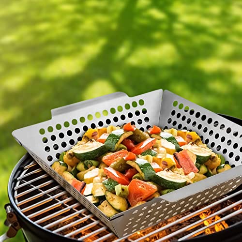 Great American Griller Mighty Grill Basket | Grill Baskets for Outdoor Grill | Stainless Steel Grilling Basket | Easy to Clean & Perfect Vegetable Grill Basket for All Grills and Veggies