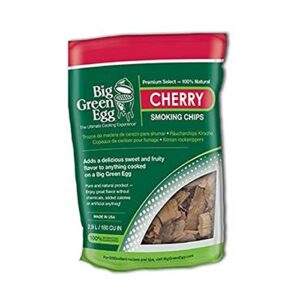 big green egg - premium kiln dried cherry wood smoking chips