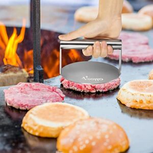 VOOWO Burger Press, 5.5inch Smash Burger Press Stainless Steel Burger Smasher, Round Bacon Press with 8 oz Condiment Squeeze Bottles, Perfect for Flat Top Griddle Grill Cooking