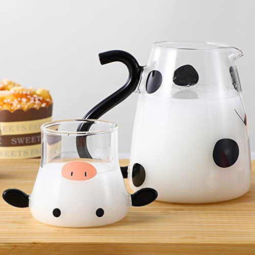 Cabilock Bedside Carafe Glass Water Pitcher Cute Cow Water Carafe with Glass Cup for Nightstand 550ml Glass Pitcher with Lid for Juice Tea Milk