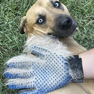 Pet grooming glove gentle deshedding brush (One size)