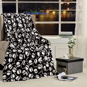 Décor&More Happy Halloween Microplush Throw Blanket (50In x 60In) - Creepy Skull