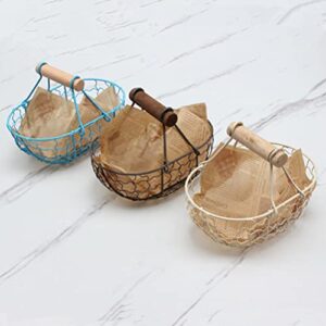 DOITOOL Rusty Chicken Wire Egg Basket with Handle Wire Gathering Basket Egg Storage Skelter Basket Farmhouse Vintage Style Storage Basket