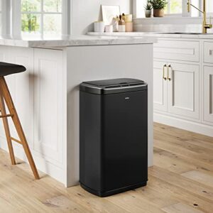 kraus ktcs-10mb garbagepro rectangular 13 gallon hands-free motion sensor trash can battery operated in matte black finish with softshut touchless lid