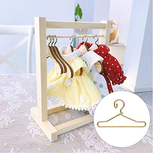 EXCEART 50pcs Mini Doll Clothes Hangers Metal Doll Gown Dress Outfit Holders Toys Hanging Rack Dollhouse Accessory 40mm ( Golden )