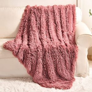 yusoki pink faux fur throw blanket,2 layers,50" x 60",soft fluffy fuzzy cozy blanket for women girls teens sofa chair couch bed farmhouse decrations photoshoot props