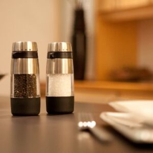 OXO Good Grips Mess-Free Pepper Grinder