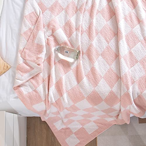 SeaRoomy Throw Blanket Checkerboard Lightweight Blanket Ultra Soft Cozy Plaid Fuzzy Blankets Reversible Checkered Blanket for Couch Bed Decor Gift Idea(Light Pink, 51×63in)