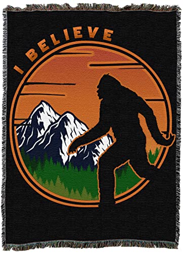 Pure Country Weavers I Believe Squatch in Blanket - Bigfoot Sasquatch Gift Fantasy Tapestry Throw Woven from Cotton - Made in The USA (72x54)