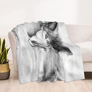 Grey Wolf Lovers Throw Blanket, Soft Flannel Warm Cozy Luxury Fall Winter Bedding Blankets for Adult Kids Birthday Christmas New Year Mothers Fathers Valentines Day Wolf Gift Blanket 60"x50"