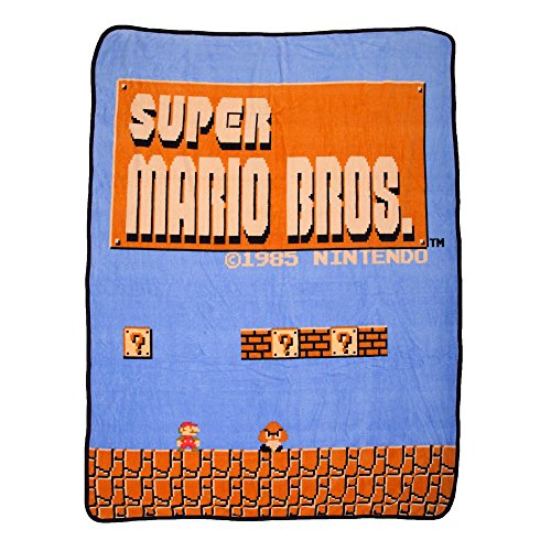 BIOWORLD Nintendo Super Mario Bros Retro Fleece Throw Blanket, 48" x 60"