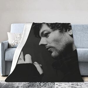 gingerdhallberg throw blanket louis singer tomlinson lightweight flannel blanket air conditioning blankets for all season 60"x50"