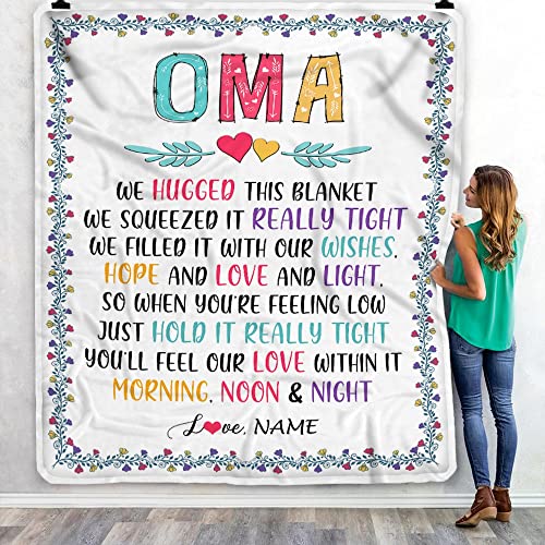 CenturyTee Personalized Oma Blanket from Grandkids We Hugged This Blanket Oma Birthday Mothers Day Christmas Customized Gifts Fleece Blanket (60 x 80 Inches - Adult Size)