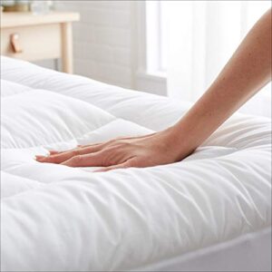 Amazon Basics Down-Alternative Mattress Topper Pad with Cotton Shell - Queen