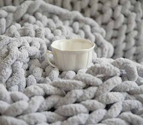 Twomissone Luxury Chunky Knit Chenille Bed Blanket 50x60 Large Knitted Throw Blanket Warm Soft Cozy Blankets for Cuddling up in Bed, on The Couch or Sofa (50"x60")