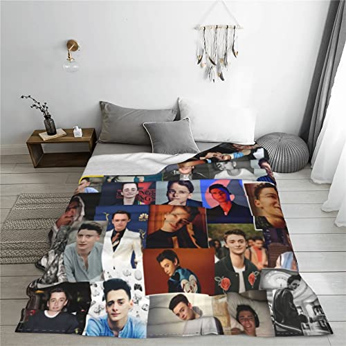 Noah Schnapp Blanket Throw Bedding Room Decor Flannel Blankets for Bed Sofa 50"X40"