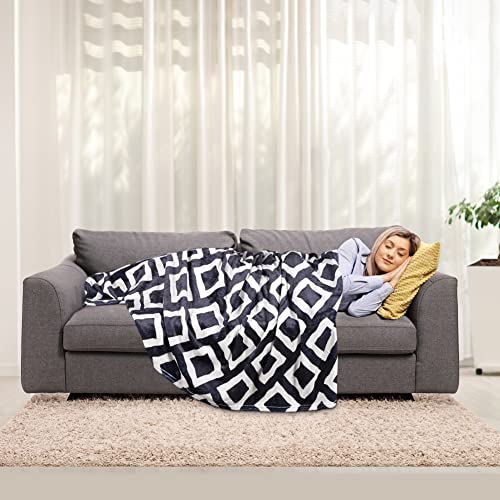 Luxsea Fleece Blanket,Soft Throw Blanket for Couch Sofa Bed,Black and White Checkered Blanket 60"x80", Lightweight Warm Flannel Throw Blankets for Winter and Spring,Queen Size Blanket