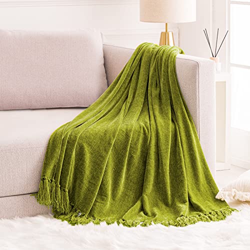 FRESHMINT Throw Blanket Soft Fluffy Chenille with Decorative Tassel Fringe for Home Decor Sofa Couch Bed Gift 60 x 50 Inch, Green