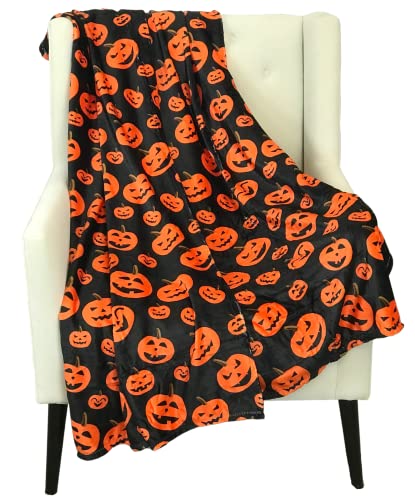 Serafina Home Halloween Throw Blanket: Spooky and Fun Jack's Family Pumpkin Print on Velvet Fleece for Sofa Bed Couch Chair Dorm