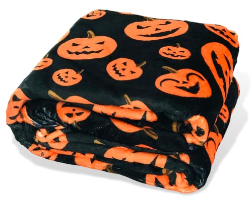 Serafina Home Halloween Throw Blanket: Spooky and Fun Jack's Family Pumpkin Print on Velvet Fleece for Sofa Bed Couch Chair Dorm