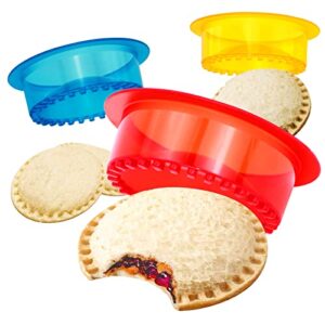 hiyz sandwich cutter and sealer - 5 pcs decruster sandwich maker - peanut butter and jelly crustless sandwich bread pancake maker cookie cutter for kids children boys girls