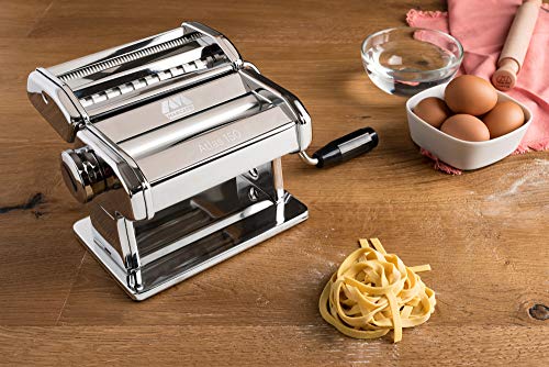 MARCATO Atlas 150 Pasta Machine, Made in Italy, Includes Cutter, Hand Crank, and Instructions, 150 mm, Stainless Steel