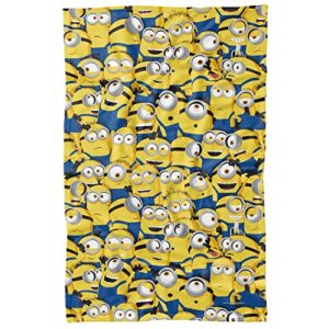 logovision minions blanket, 36"x58", minion group fleece blanket