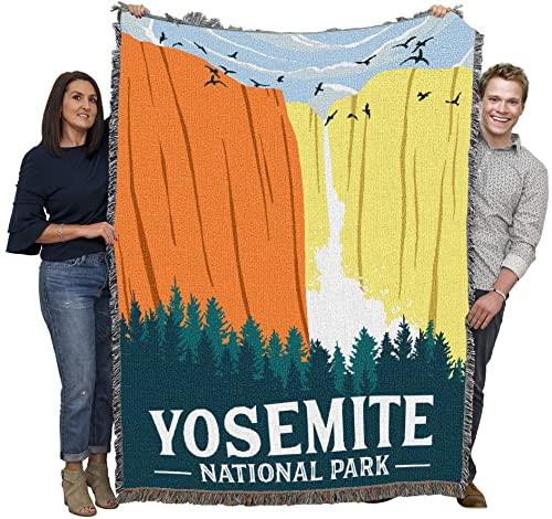 Pure Country Weavers Yosemite National Park Blanket - Gift Tapestry Throw Woven from Cotton - Made in The USA (72x54)