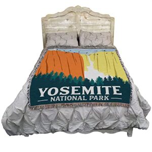 Pure Country Weavers Yosemite National Park Blanket - Gift Tapestry Throw Woven from Cotton - Made in The USA (72x54)