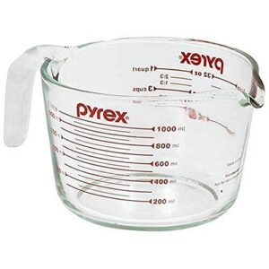 pyrex prepware 1-quart measuring cup, clear with red measurements