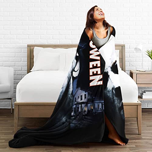 2PCS Horror Movie Watching Halloween Michael Myers Throw Blanket Scary Movie Scream for Couch Sofa or Bed 50inch*60inch Pillow Covers 18 * 18inch