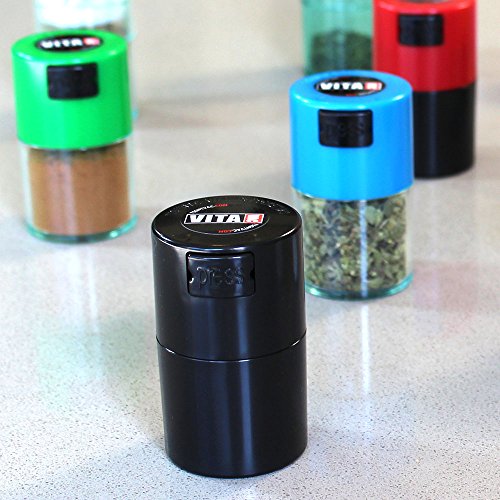 Vitavac - 5g to 20 grams Vacuum Sealed Container - D Blue Cap & Black Body