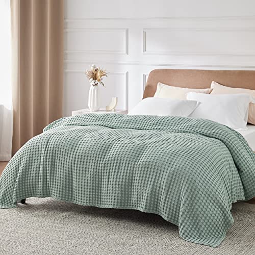 Bedsure Cooling Bamboo Waffle Queen Size Blanket - Soft, Lightweight and Breathable Full Blankets for Hot Sleepers, Luxury Cotton Throws for Bed, Couch and Sofa, Sage Green 90x90Inches