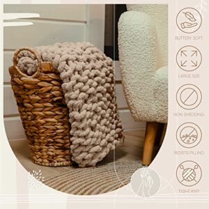 Lake Island Chunky Knit Throw Blanket - NO Shedding 50x60 Inch - Luxury Chenille Chunky Blanket Adds Warmth - Soft Cozy Chunky Throw Blanket for Bed, Sofa or Chair - Plush Boho Farmhouse Decor Cream