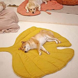 3D Leaves Shaped Pet Blanket,Cushion Household Dog Blanket or Cat Blanket, Warm and Soft, Plush Blankets for Bed Couch Sofa, Yellow, One-size