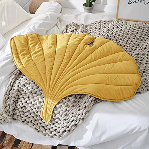 3D Leaves Shaped Pet Blanket,Cushion Household Dog Blanket or Cat Blanket, Warm and Soft, Plush Blankets for Bed Couch Sofa, Yellow, One-size