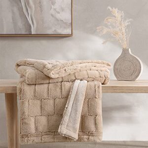 Stassie Faux Fur Throw Blanket – Soft and Elegant Blanket for Couch and Bed - 380 GSM – Cozy & Warm - Luxurious Carved Design (Wheat)