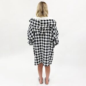 Dreamscene Houndstooth Oversized Zip-Up Hooded Blanket Sherpa Fleece Wearable Adult Hoodie Womens Sweatshirt Jumper, Black White