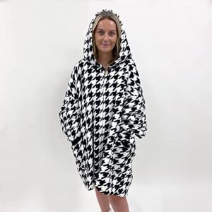 Dreamscene Houndstooth Oversized Zip-Up Hooded Blanket Sherpa Fleece Wearable Adult Hoodie Womens Sweatshirt Jumper, Black White