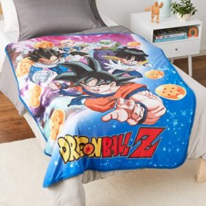 Dragon Ball Z GE-57756 Group Galaxy Polyester Throw Blanket, 46 x 60"